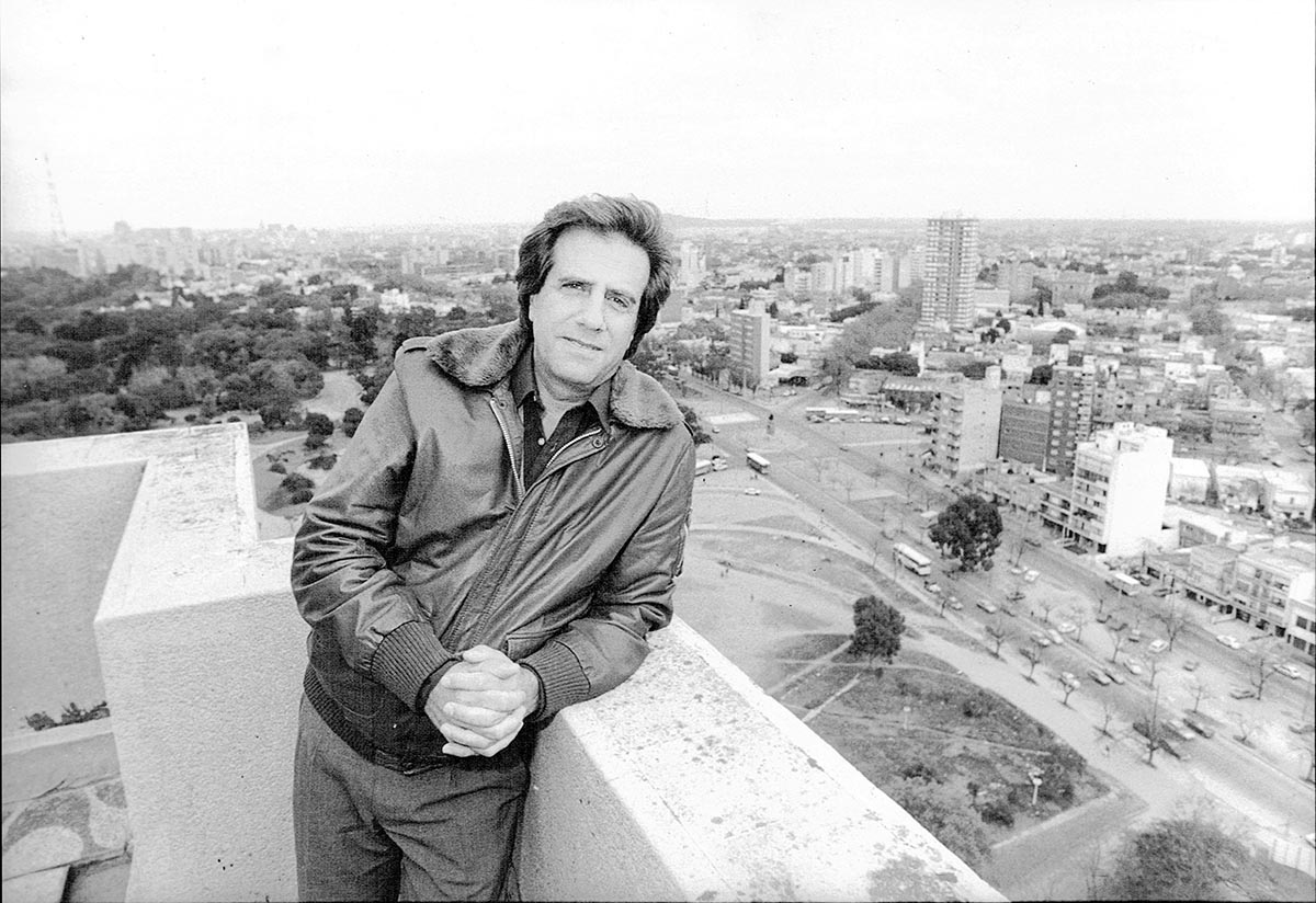 Cayó la flor al río – Semanario Brecha